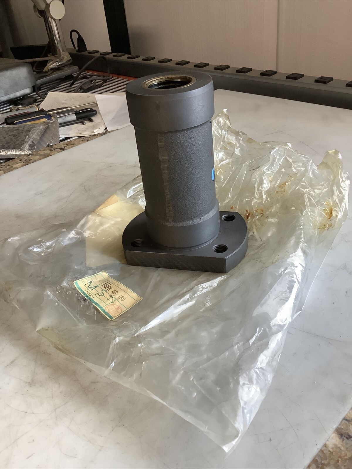 OILES BBFK40-180 SLIDE SHIFTER HHH – Industrial Garage Sales