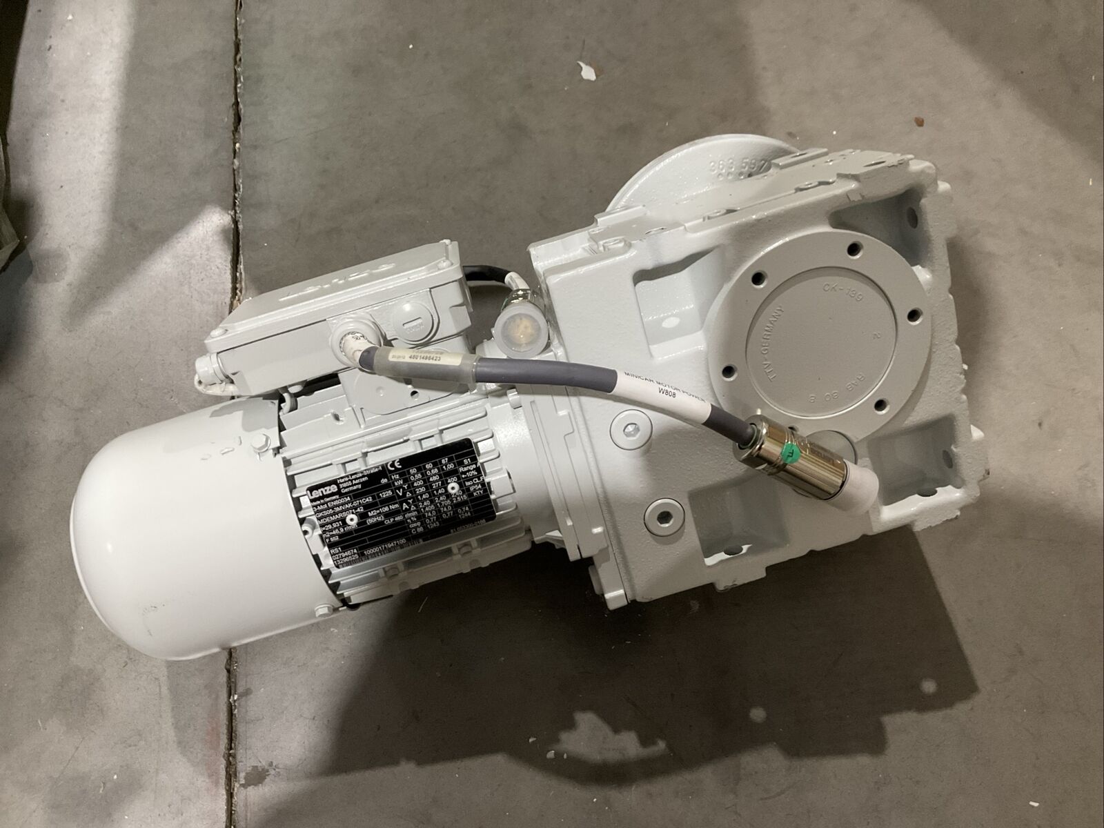 LENZE EN60034 GKS05-3MVAK-071C42 MDEMARS071-42 GEARBOX MOTOR U3S ...