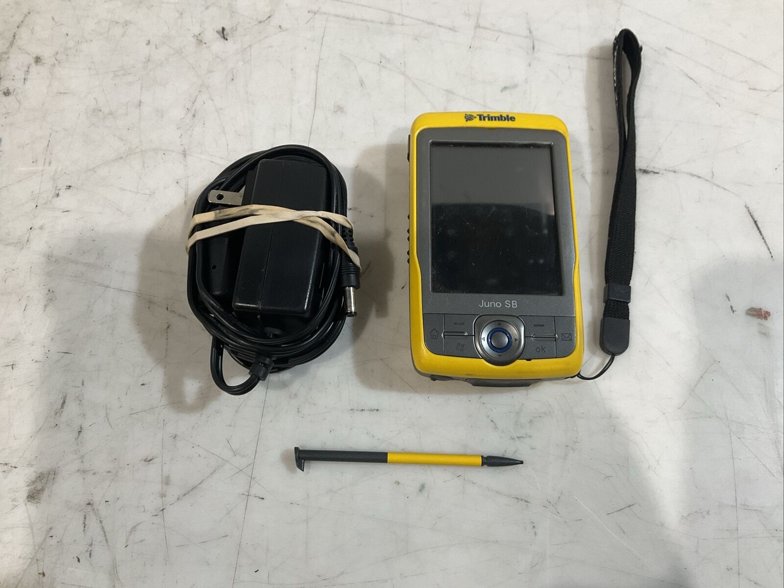 TRIMBLE JUNO SB 66410-00 GPS MAPPING DATA COLLECTOR W/ BATTERY AND CHA ...