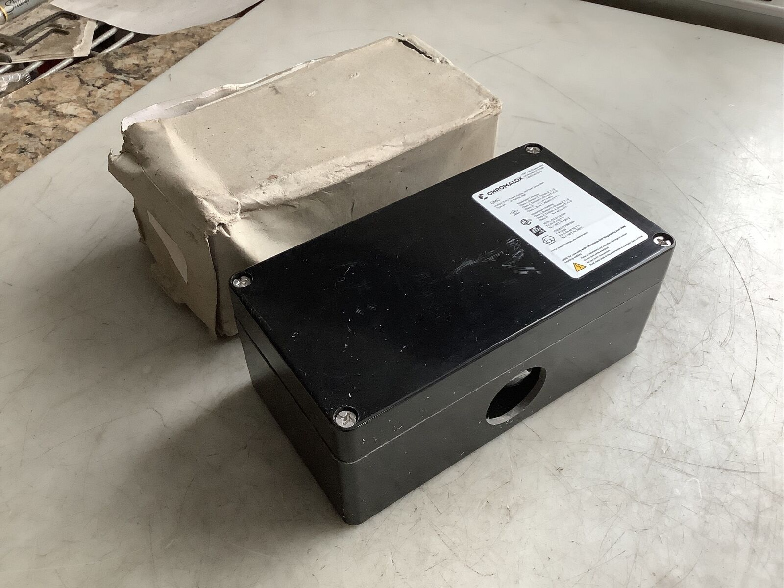 CHROMALOX UMC MULTIPLE ENTRY POWER CONNECTION BOX 678 – Industrial ...