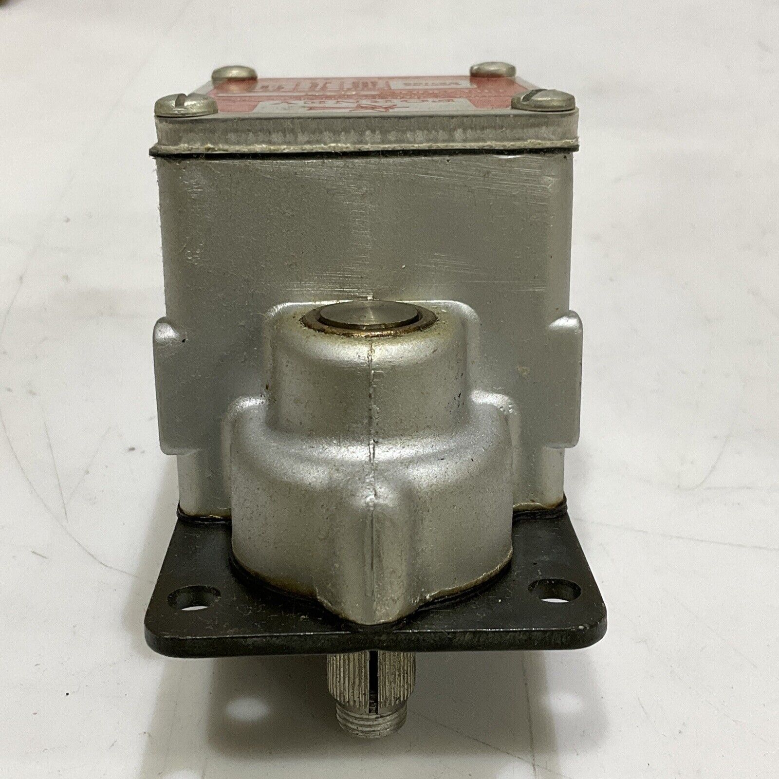 NAMCO EA080-10081 SNAP LOCK LIMIT SWITCH 373 – Industrial Garage Sales