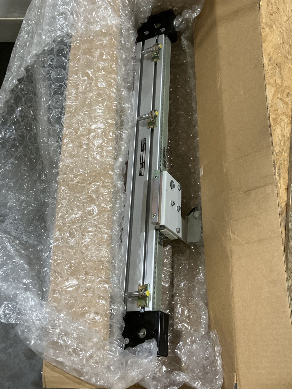 MACRON DYNAMICS 7878001 PIVOT TRAY ACTUATOR LINEAR RAIL U3S ...